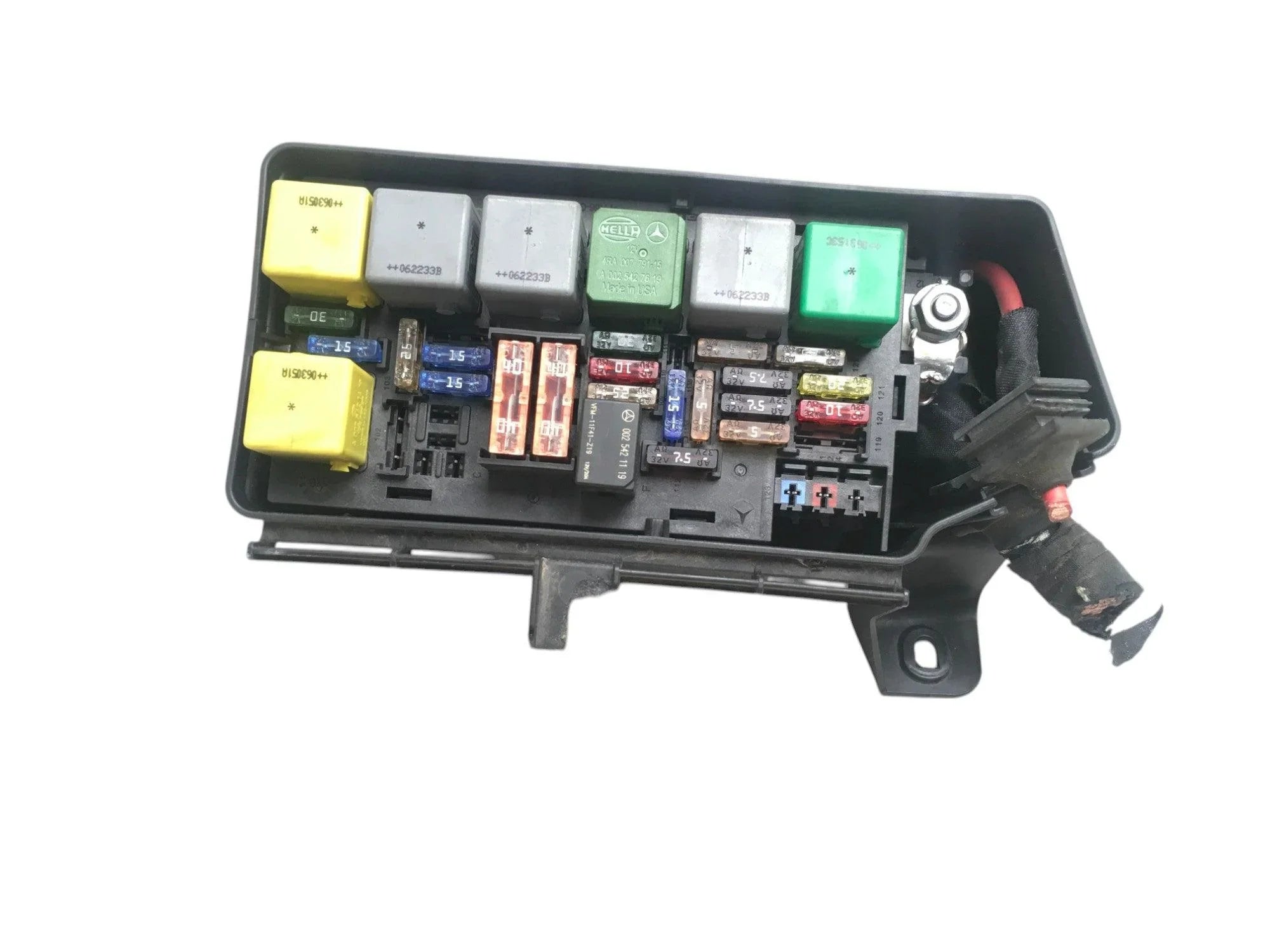 Caja fusibles Mercedes W164 W251 – AutoRR
