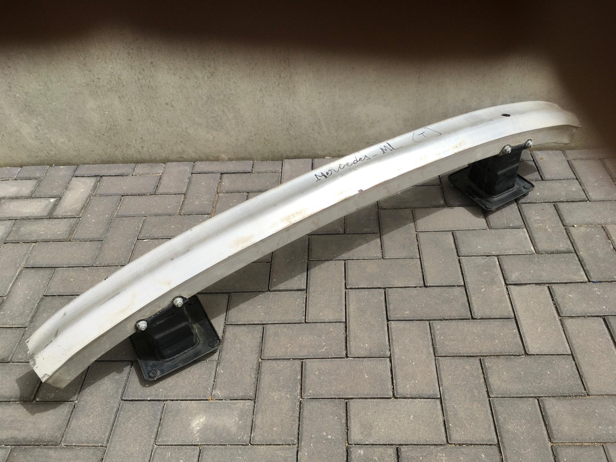 Refuerzo parachoques delantero Mercedes W164 – AutoRR