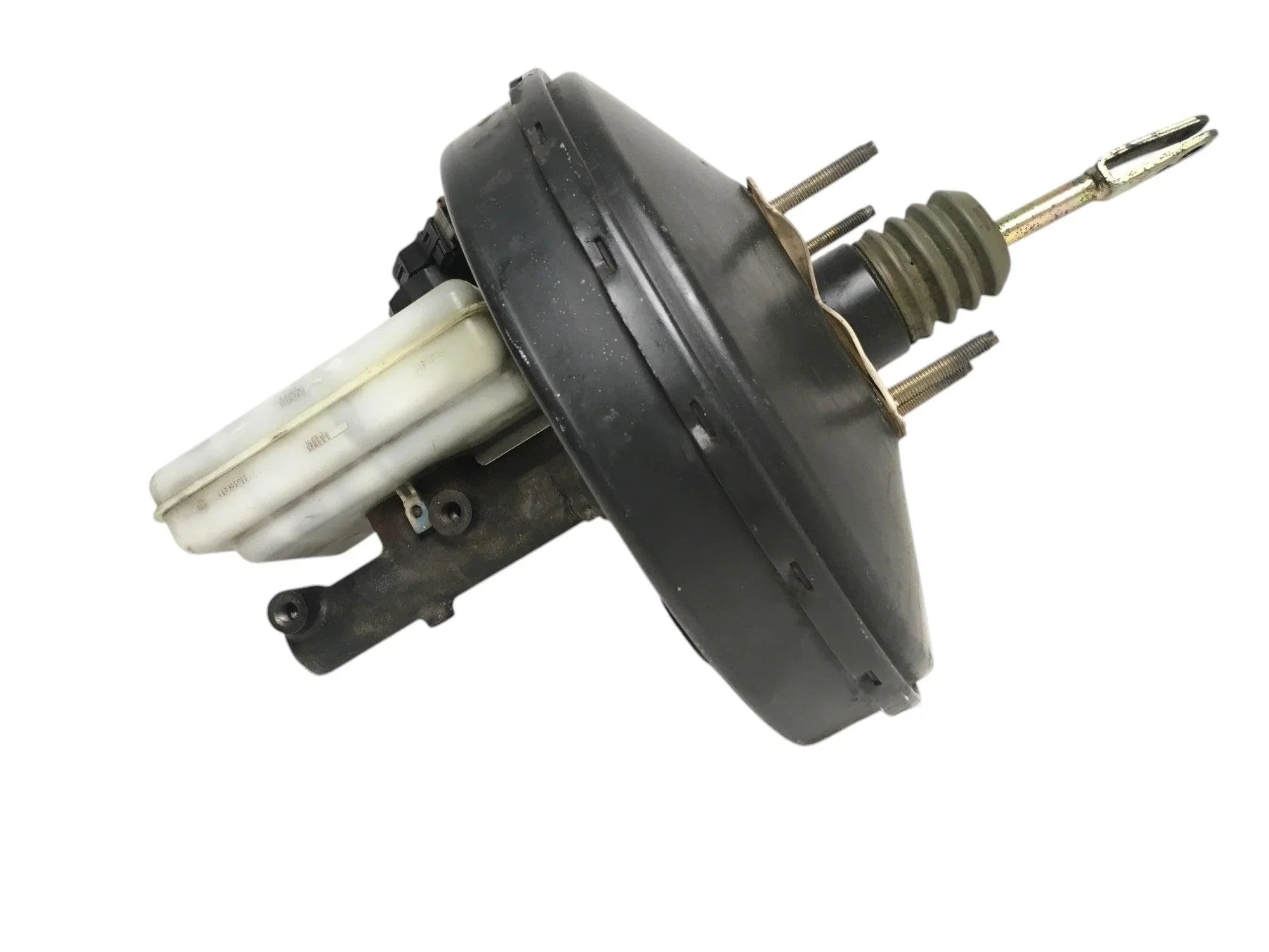 Iveco Daily II brake booster – AutoRR